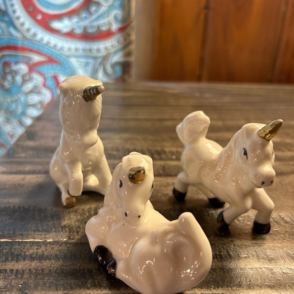 Vintage | Accents | Vintage Porcelain Unicorn Figurines Set Of 3 ...
